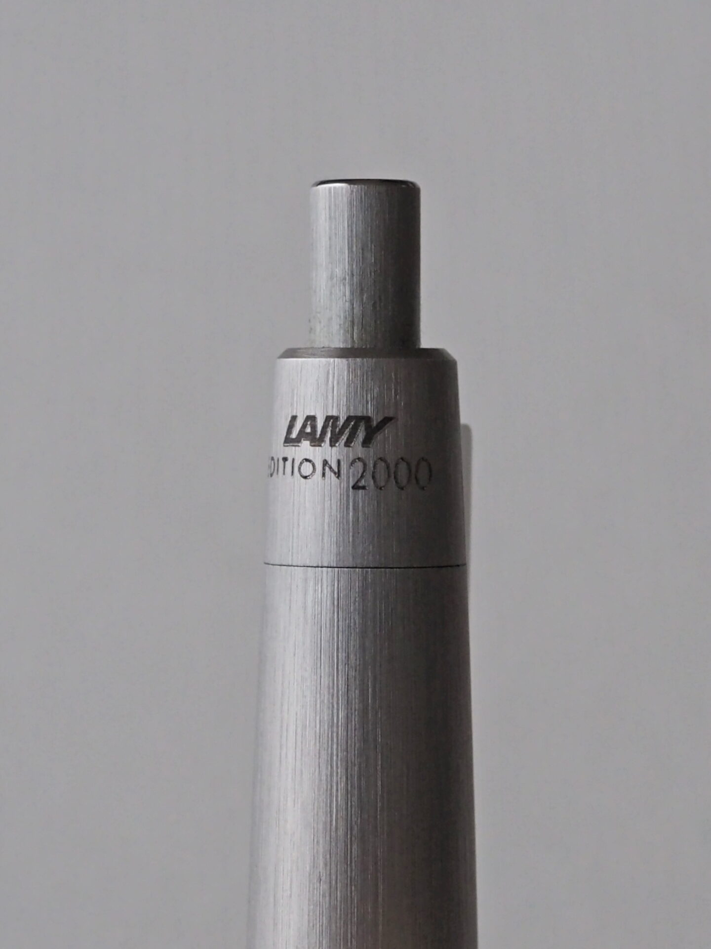 LAMY2000 の総金属軸「EDITION 2000」とジェットストリーム M17の相性を考える | ホシイモノガ＝アリス・ギル
